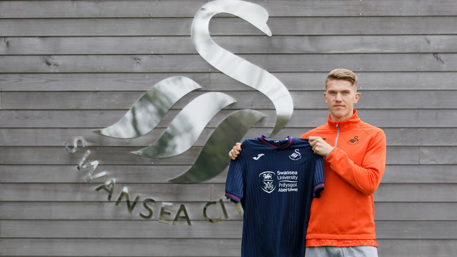 Swansea City complete Viktor Gyokeres loan signing | Swansea