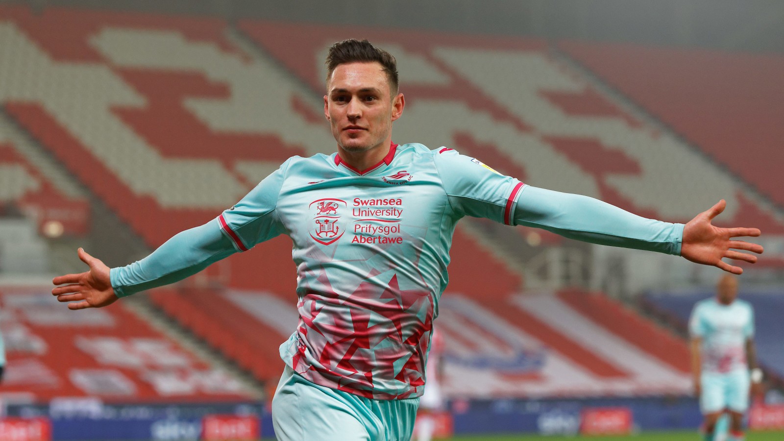 Connor Roberts enjoying set-piece responsibility | Swansea